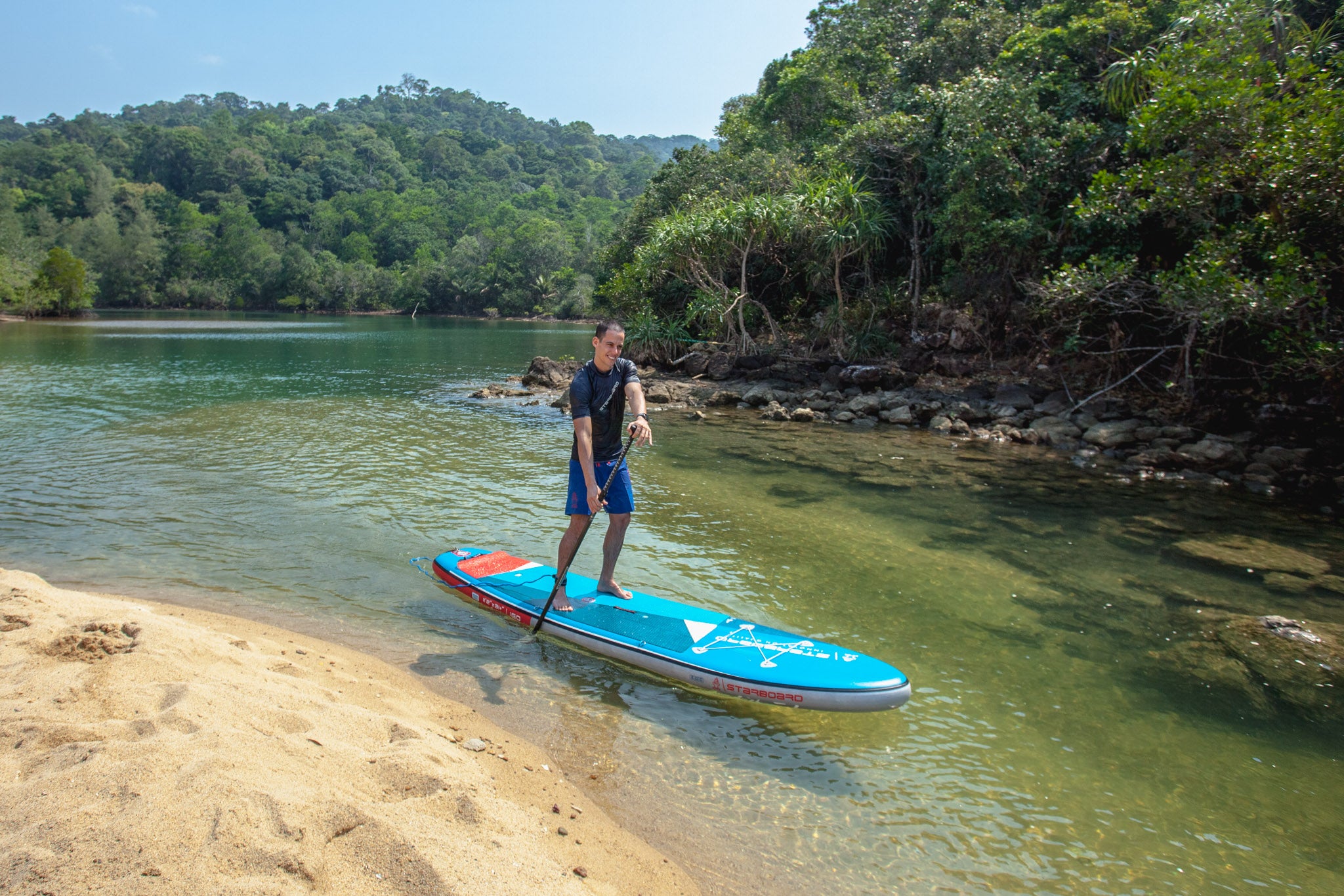 Explore the Starboard iGO 11'2" Zen: Top Inflatable Paddle Board – Starboard North America